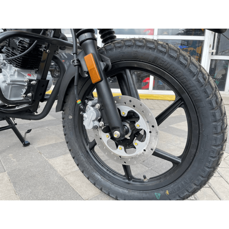 Купити мотоцикл BAJAJ BOXER 150 BMX Disc. Київ.